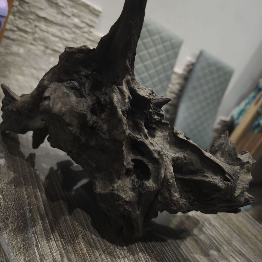 Коряга в аквариум