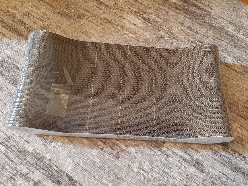 Когтеточка новая