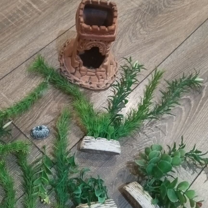 Грот и растения для аквариума