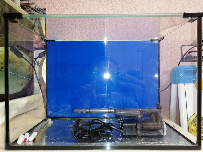 Аквариум с оборудованием
