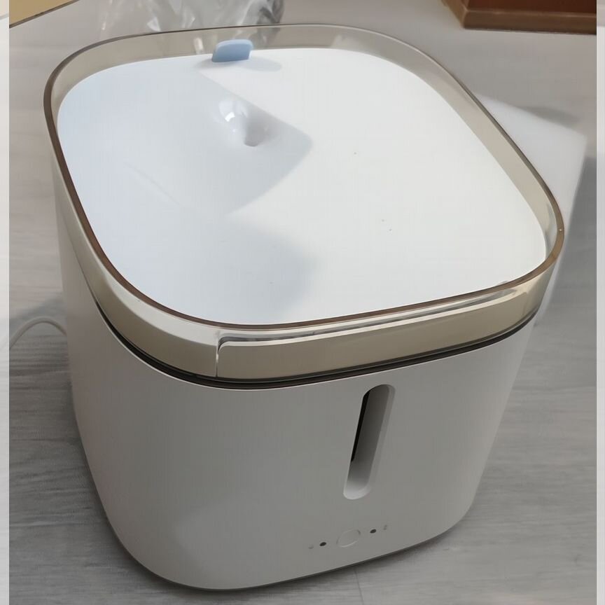 Фонтан поилка для кошек