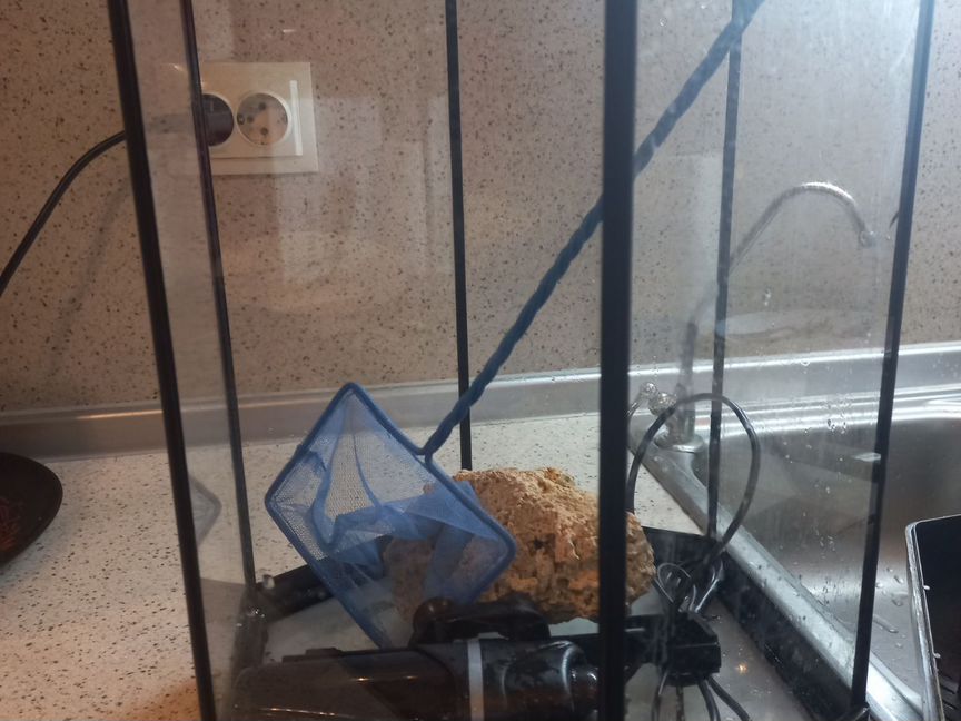 Аквариум с крышкой 20л. Aquael