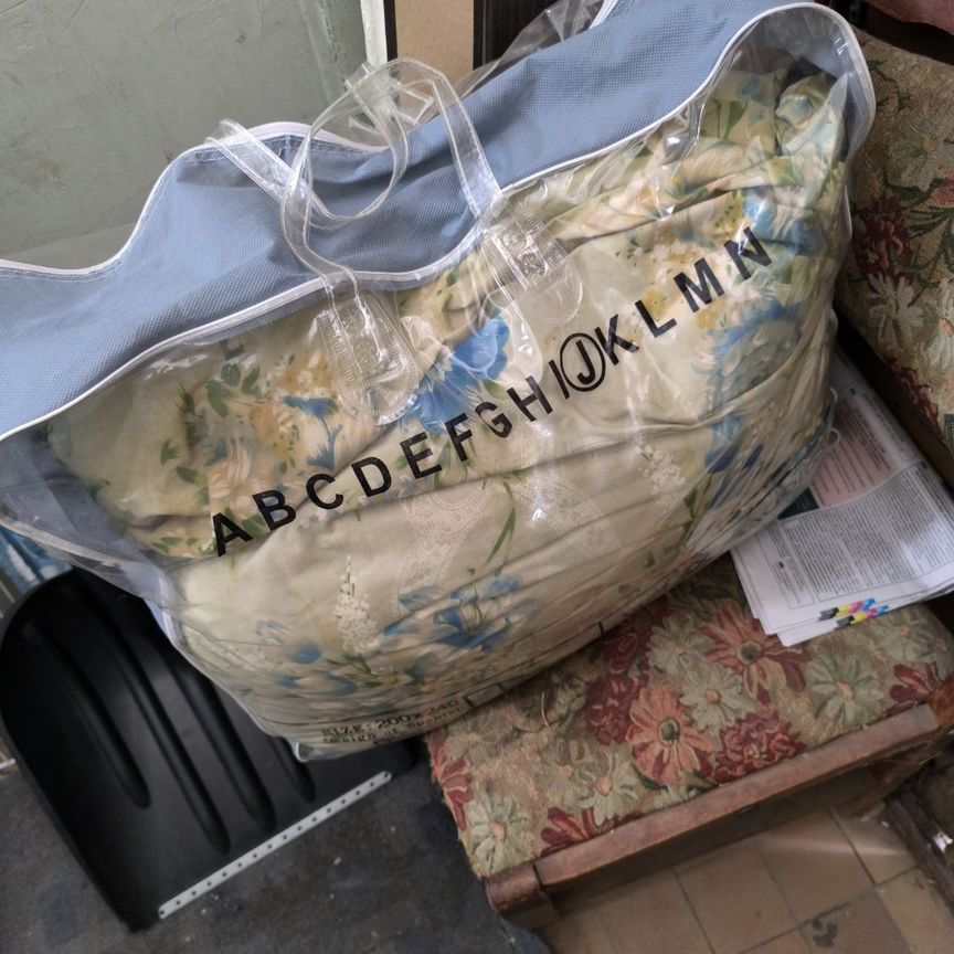 Отдам бесплатно одеяло в приют для животных