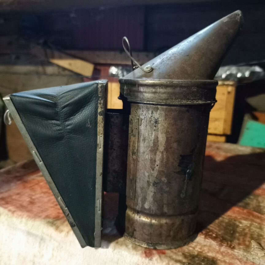 Дымарь для пчёл