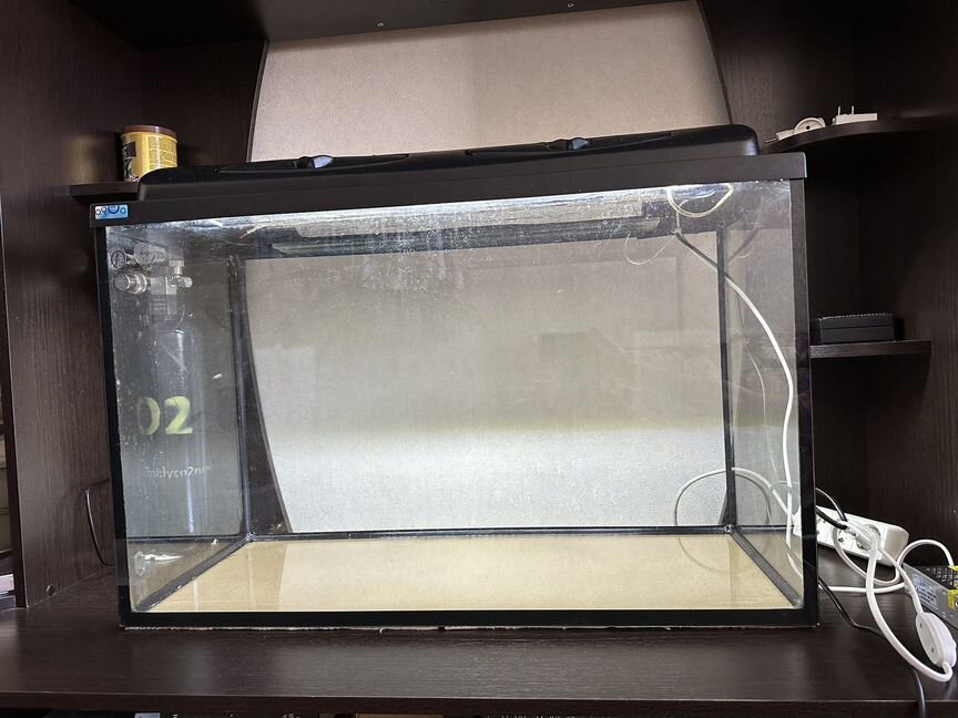 Аквариум с крышкой