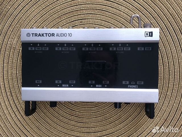 Аудиокарта Native Instruments Traktor Audio 10 купить в Москве | Хобби ...