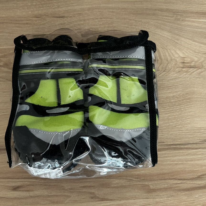 Обувь для собак крупных пород