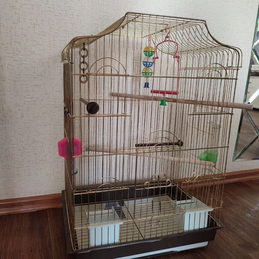 Большая клетка для птиц
