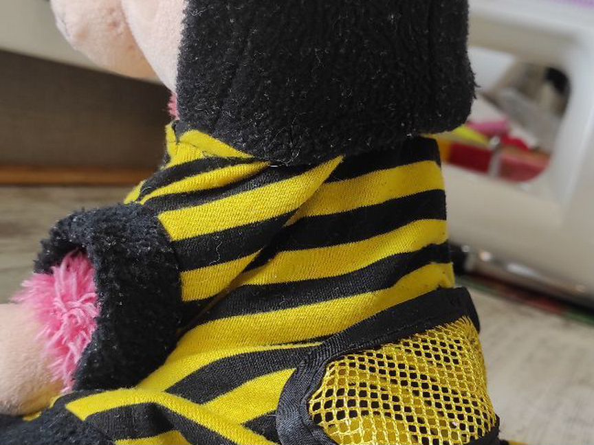 Костюм пчёлки для маленькой собачки