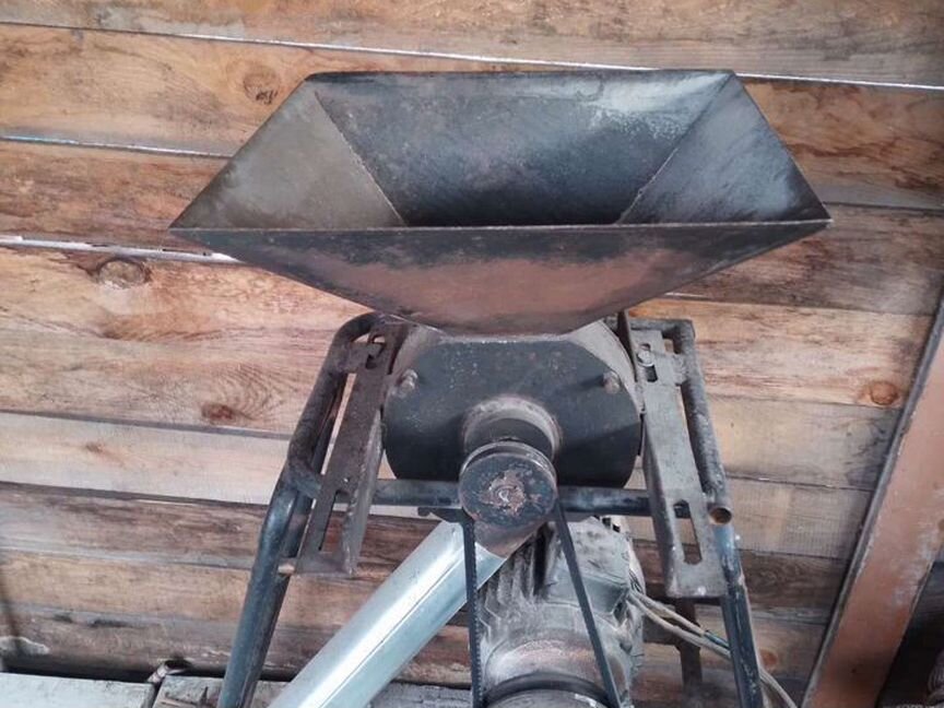 Зерно дробилка бу