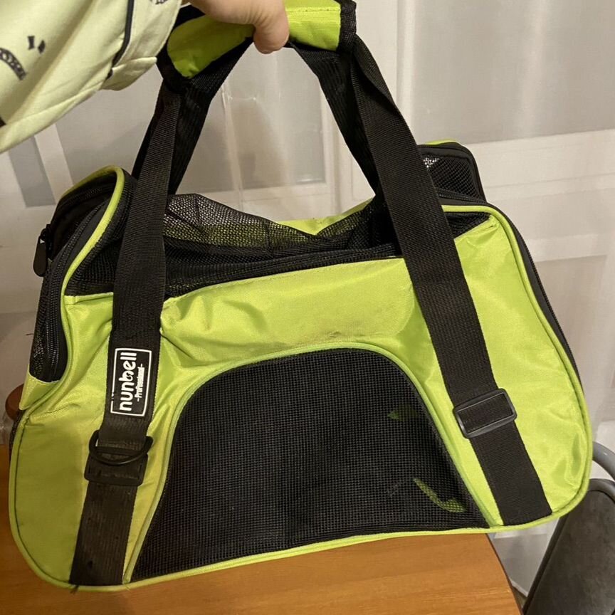 Переноска для кошек и собак