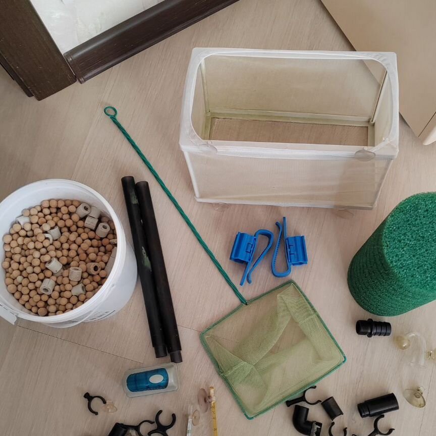 Принадлежности для аквариума