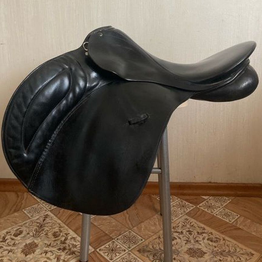 Седло для лошади конкурное