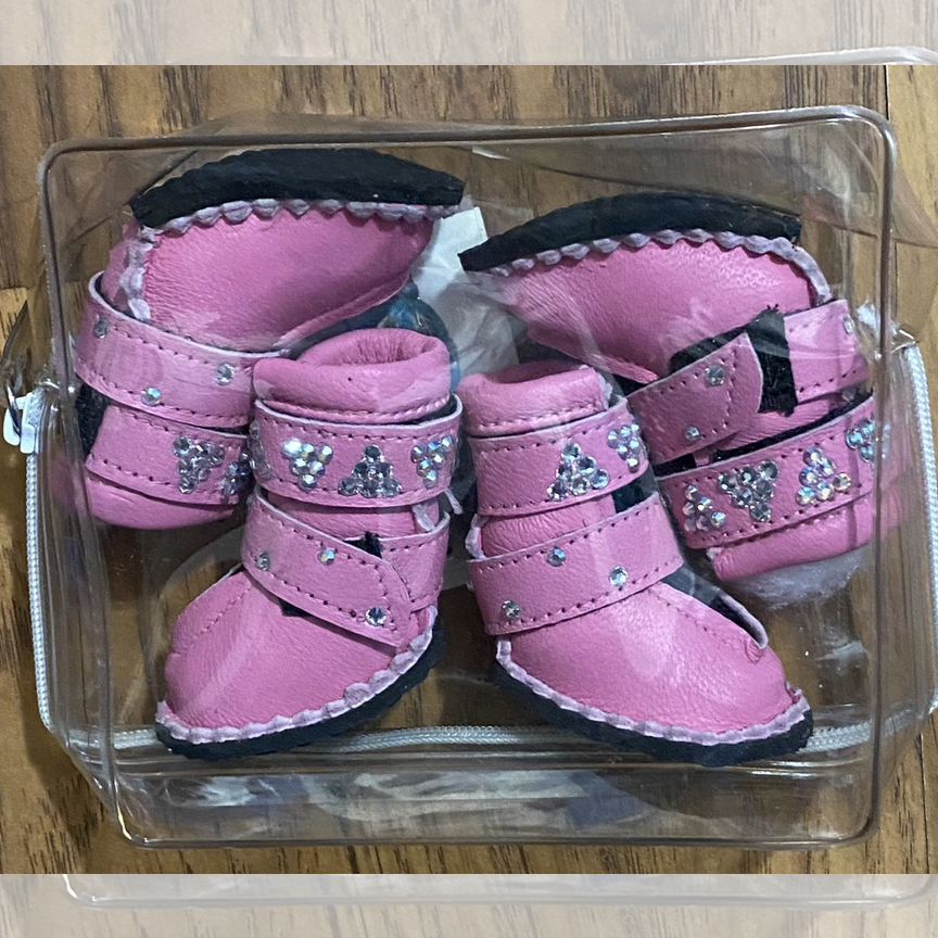 Ботинки для декоративной собачки