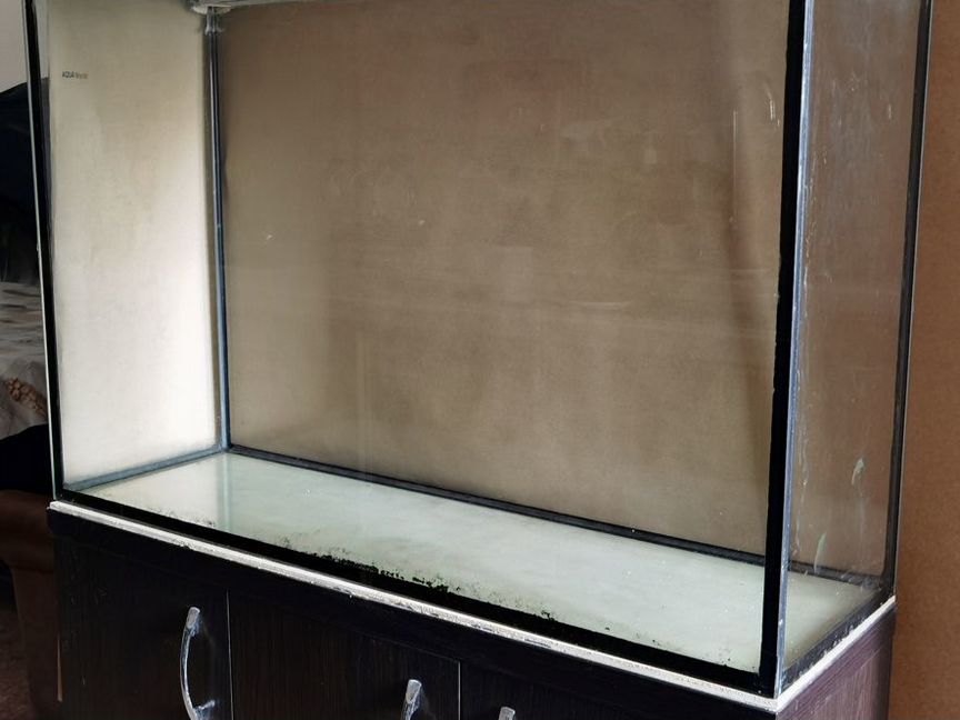 Продам аквариум с тумбой