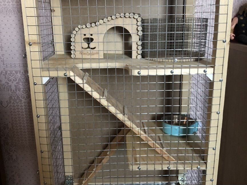 Клетка для шиншиллы с комплектом аксессуаров