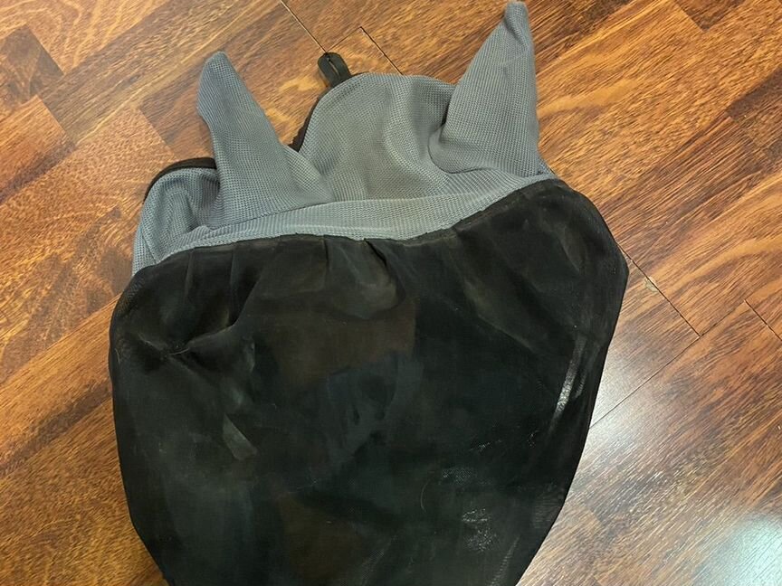 Антимоскинтая маска для лошади