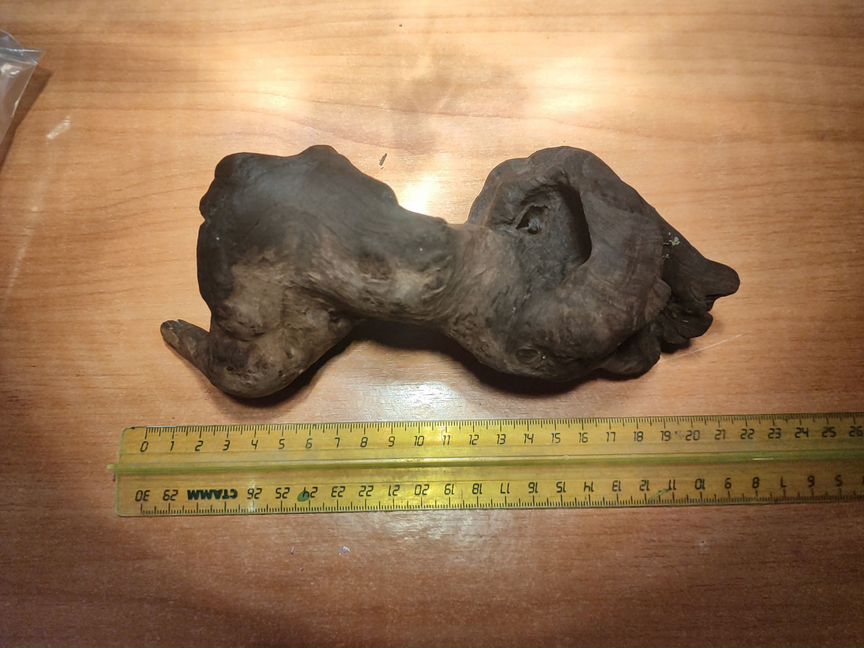 Коряга в аквариум