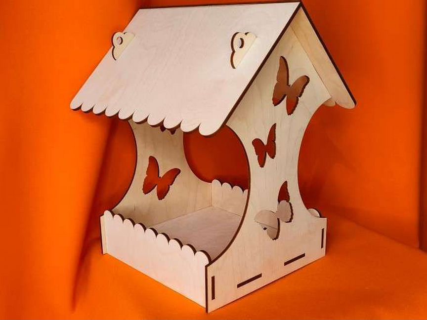 Кормушка для птиц