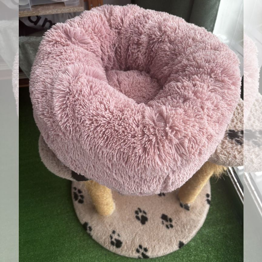 Лежанка для собак и кошек