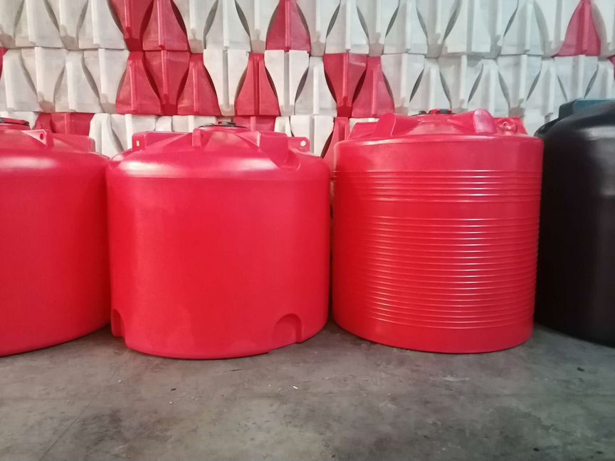 Емкость пластиковая