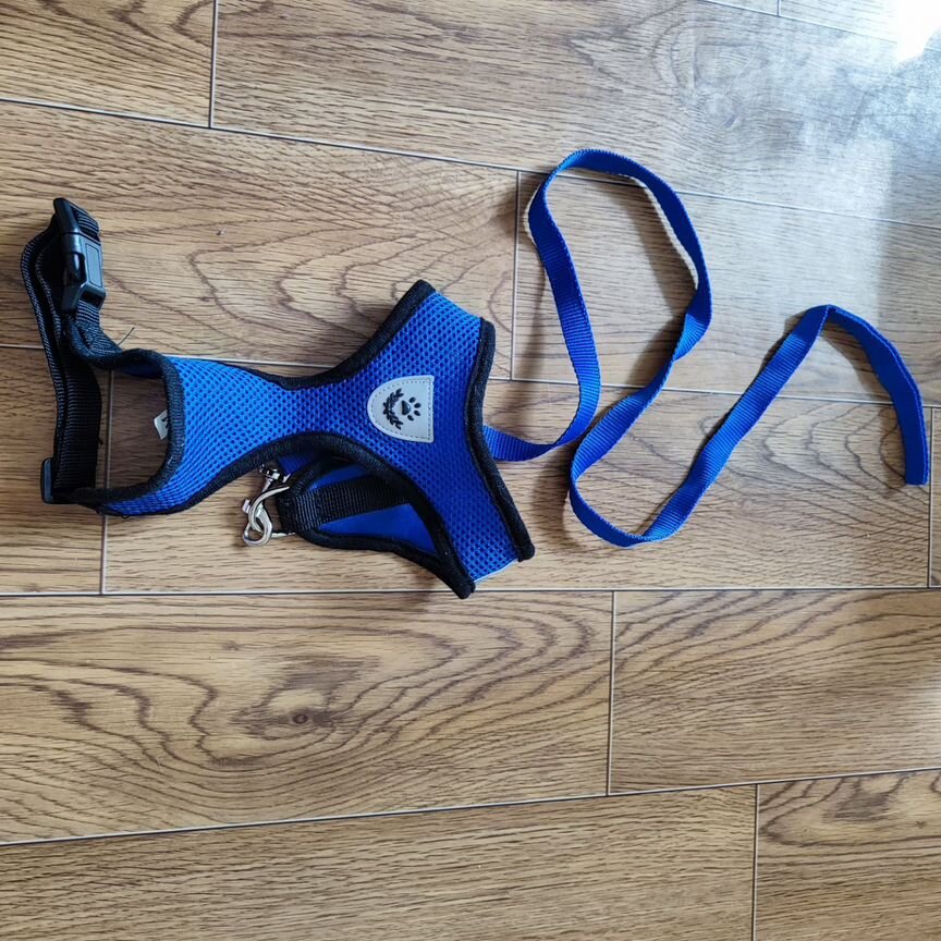 Шлейка для кошек и маленьких собак