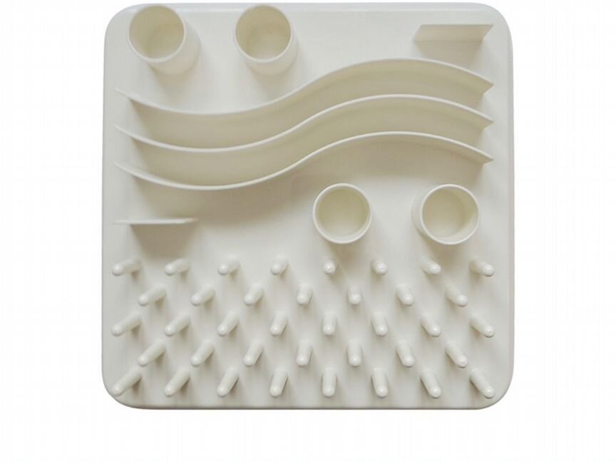 Игрушка кормушка для кошек и собак