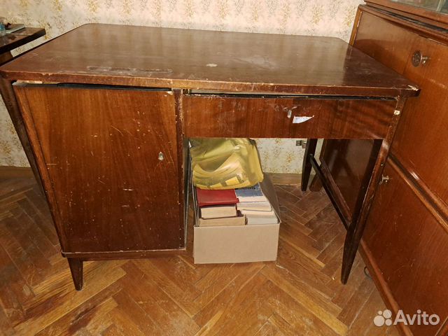 Письменный стол ссср. Бесплатно купить в Москве | Товары для дома и ...