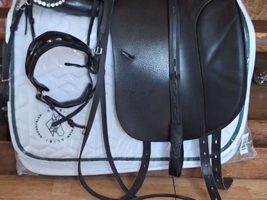 Седло выездковое Prestige