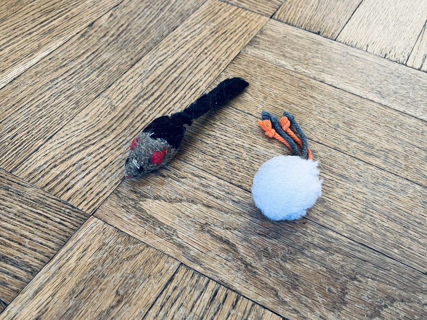 Игрушки мышки для кошки 2 шт