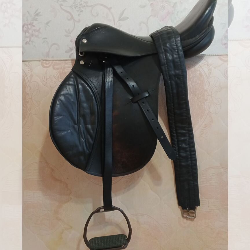 Седло спортивное для лошади комплект