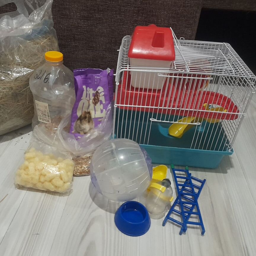 Продам клетку для хомяка