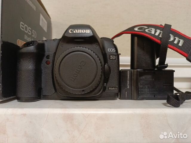 Полнокадровый фотоаппарат Canon 5D Mark II купить в Москве ...