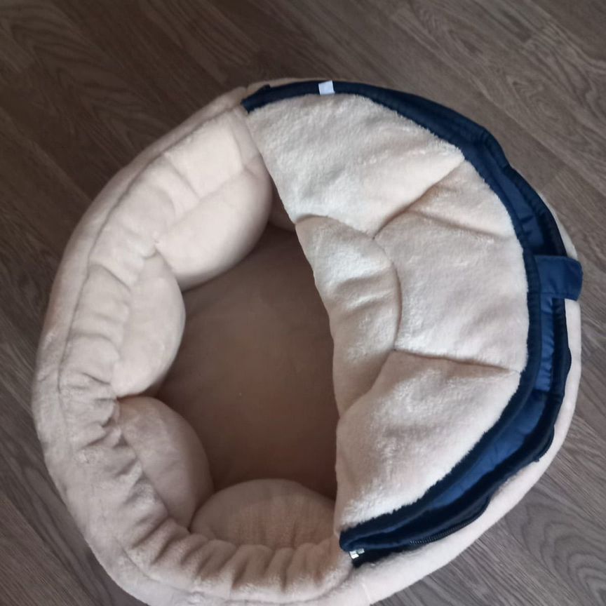 Лежанка для кошек