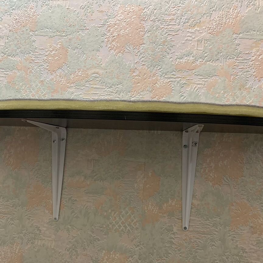 Полка навесная для кошек