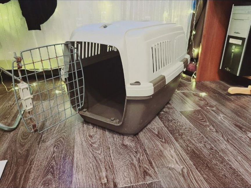 Переноска для собак и кошек