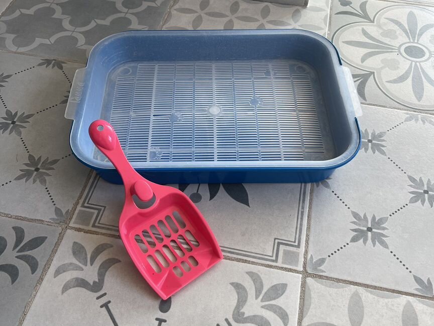 Лоток для кошек с лопаткой