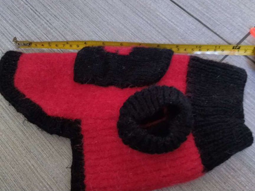 Кофта вязаная для собак