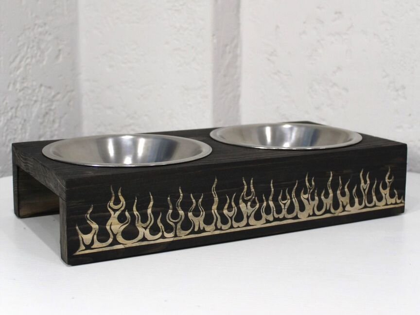 Миски на подставке для кошек и собак