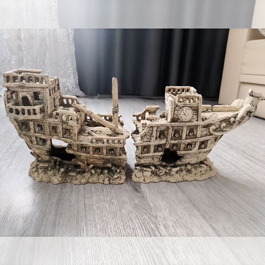 Декор в аквариум корабль