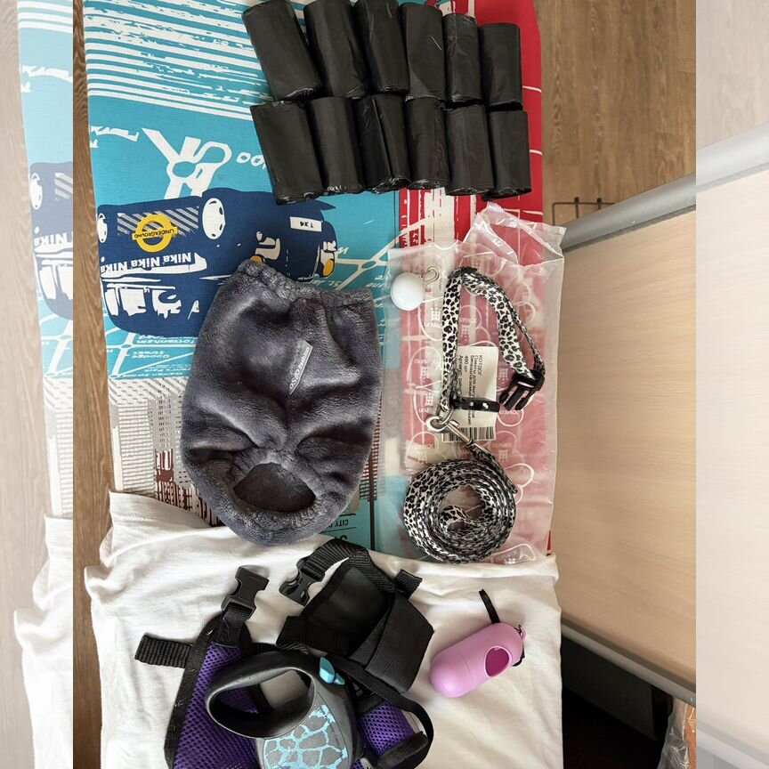 Пакеты для выгула, брелок, ошейник,поводок