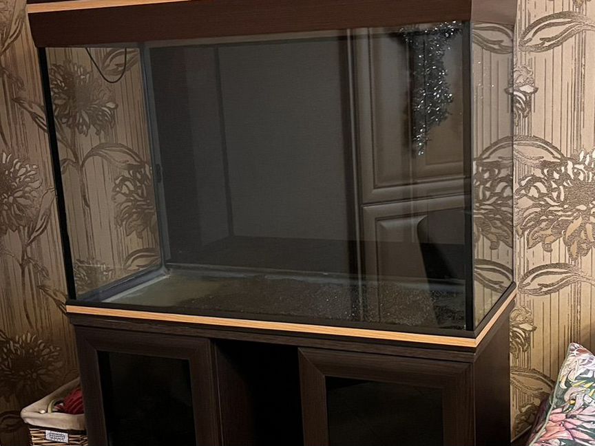 Аквариум с тумбой 200литров