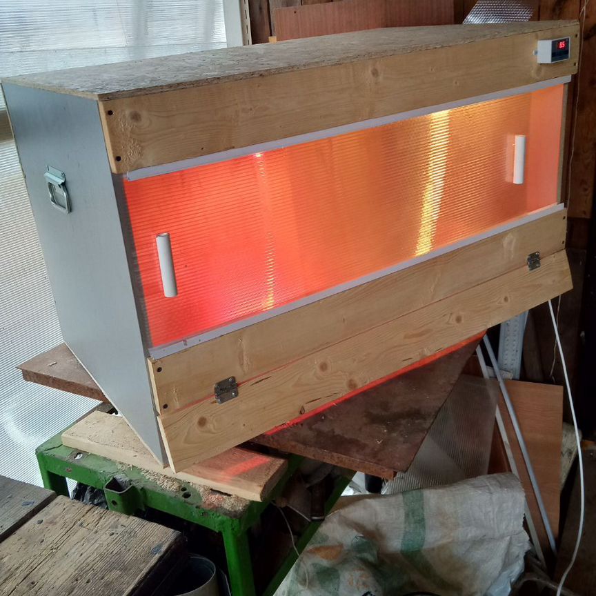 Продам новый Брудер