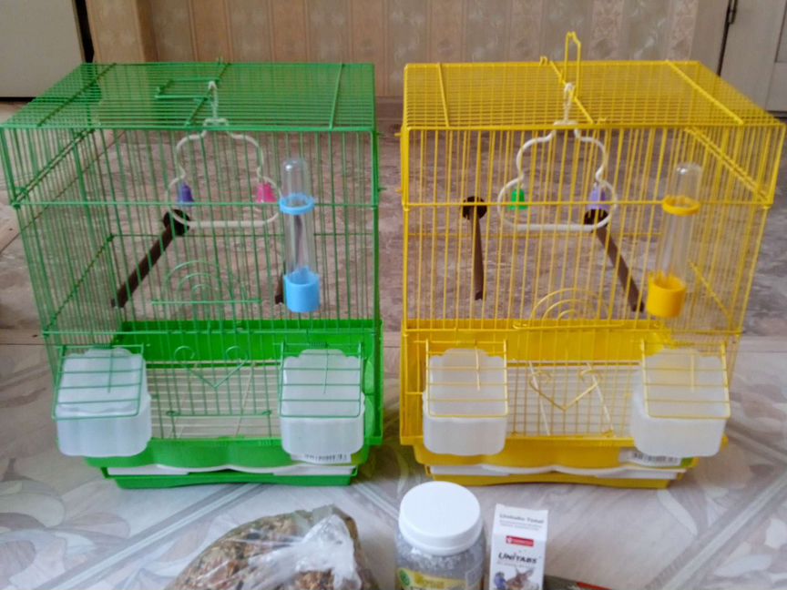 Клетка для птиц, грызунов, игрушки, поилки