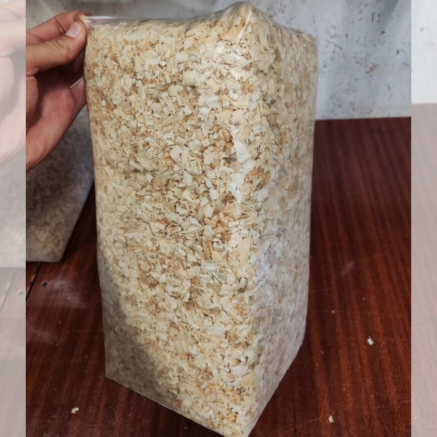 Опилки для грызунов и домашних животных 700г