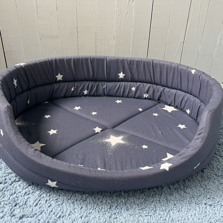 Лежанка для кошек