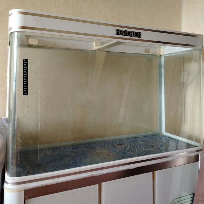 Аквариум с тумбой