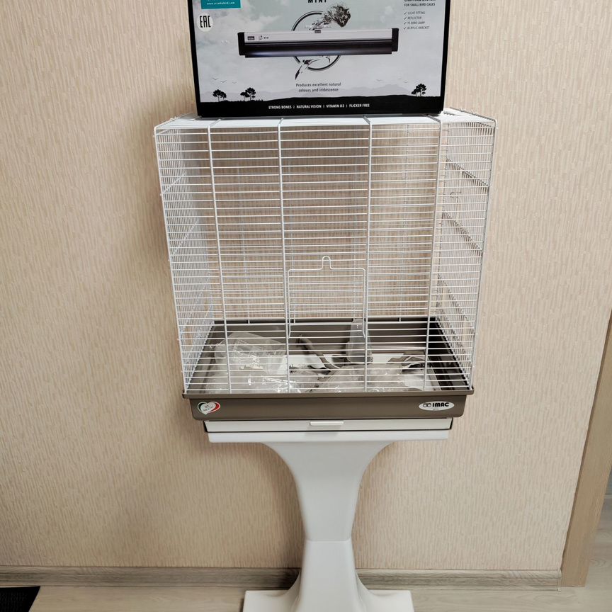 Клетка iMac для птиц (Италия). Не использовалась