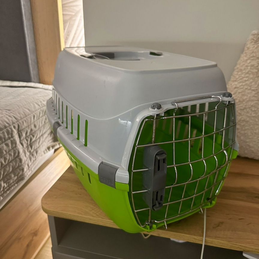 Переноска для животных бронь