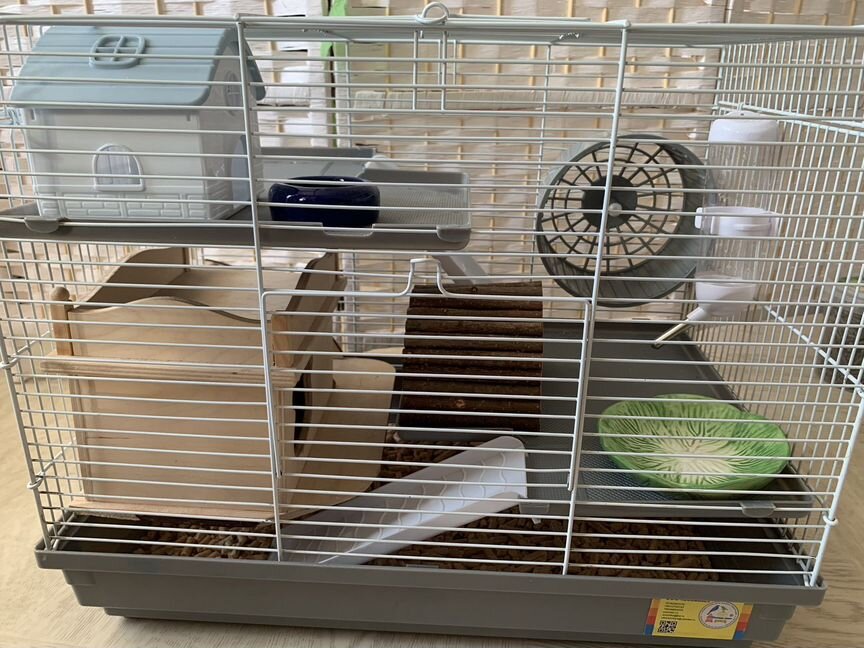 Клетка для грызунов трёхэтажная с акссесуарами